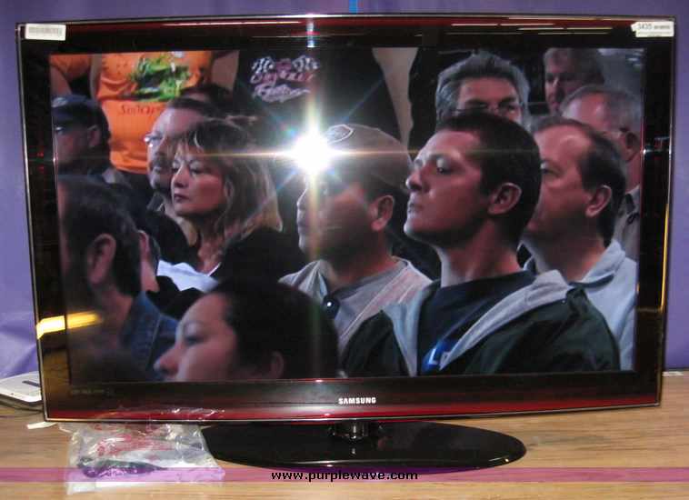 in MANHATTAN, KS | Item 3435 sold | Purple Wave