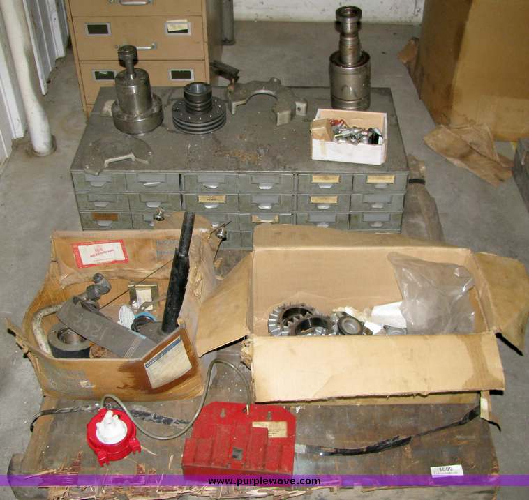 in WICHITA, KS | Item 1009 sold | Purple Wave