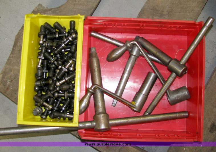 in WICHITA, KS | Item 1107 sold | Purple Wave