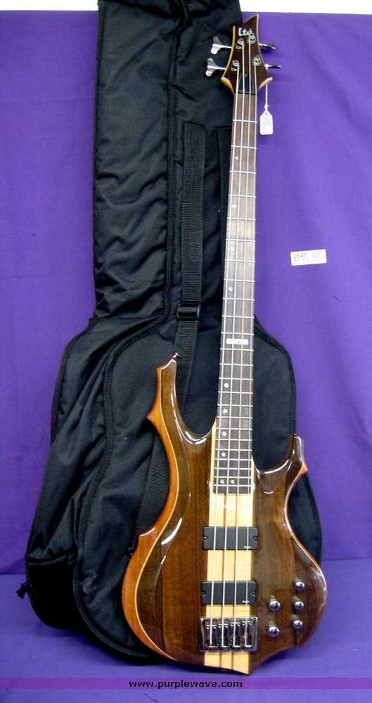 in MANHATTAN, KS | Item 2646 sold | Purple Wave