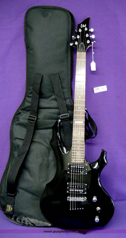 in MANHATTAN, KS | Item 2824 sold | Purple Wave