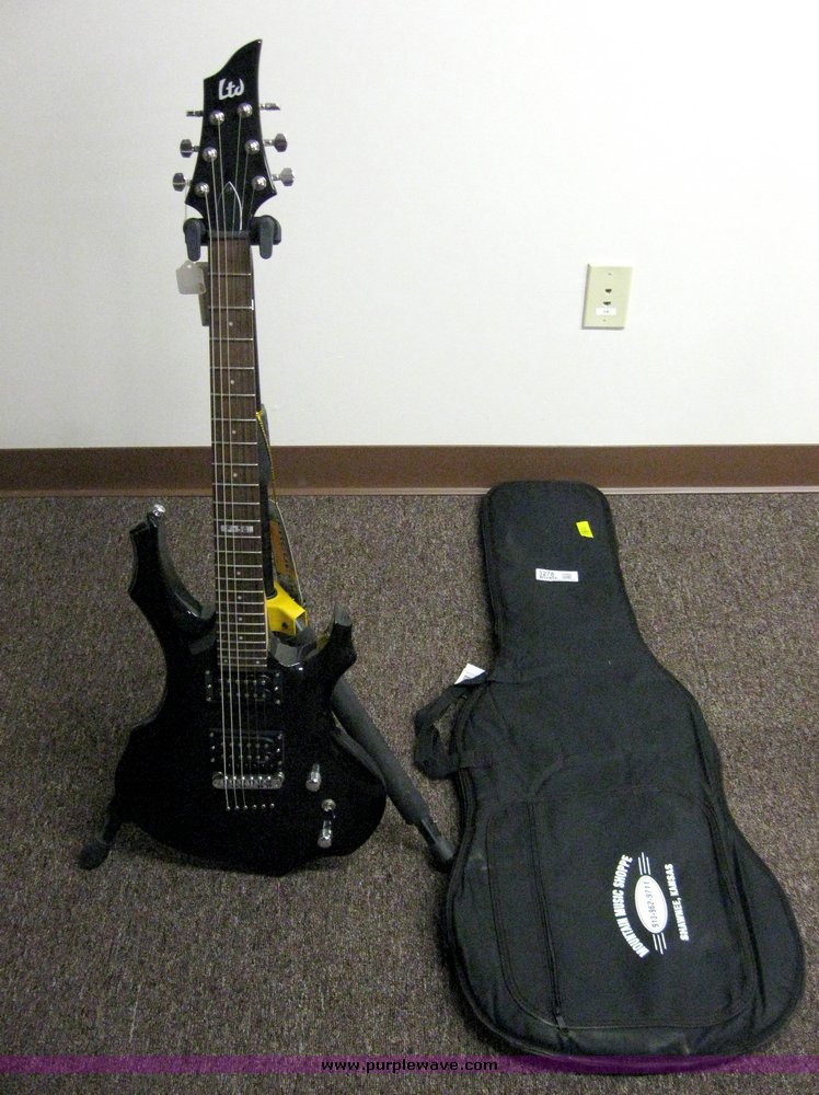 in MANHATTAN, KS | Item 3278 sold | Purple Wave