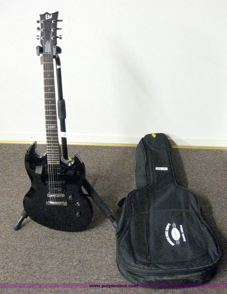 in MANHATTAN, KS | Item 3285 sold | Purple Wave