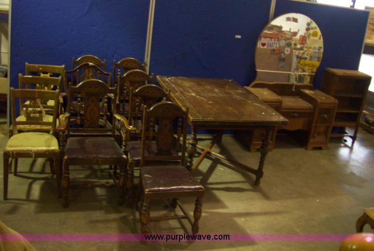 in MANHATTAN, KS | Item 8197 sold | Purple Wave