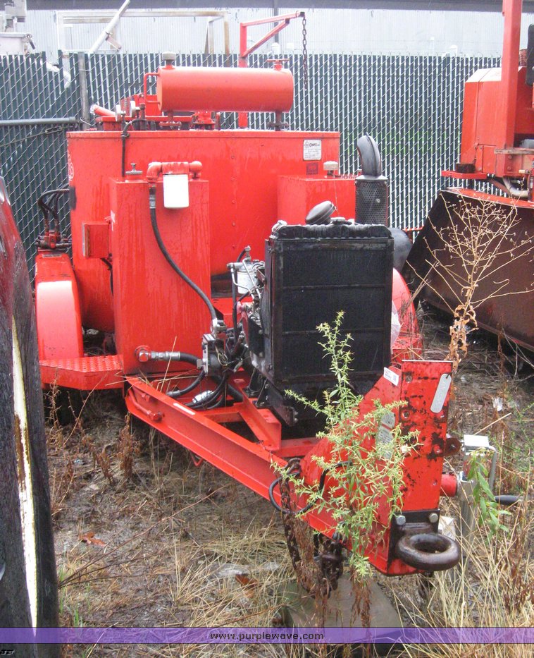 1992 Crafco EZ-200 crack seal machine in Chanute, KS | Item 6871 sold ...