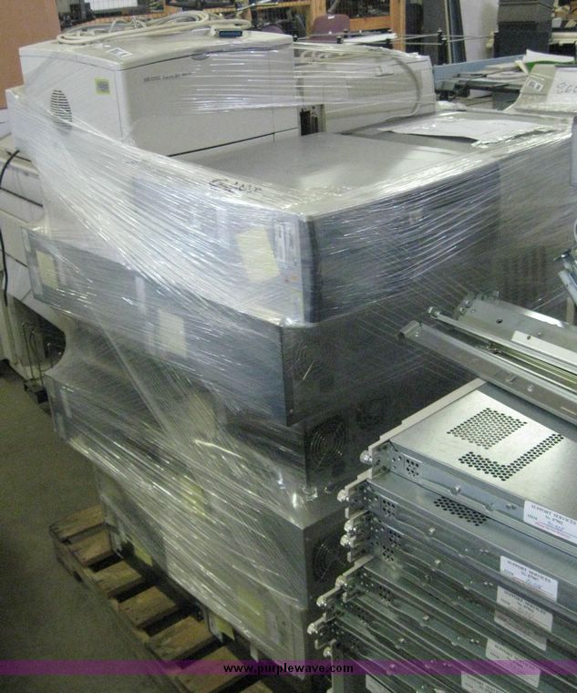 (24) HP and Compaq desktop computers in Topeka, KS | Item 8607 sold ...