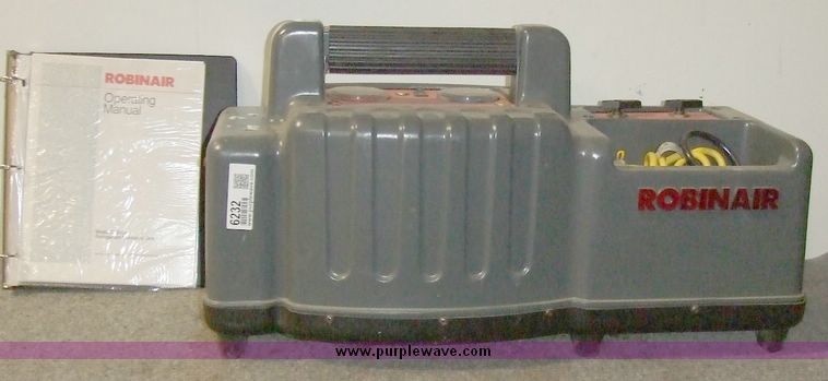 Robinair 25200A refrigerant recovery unit with manual in Manhattan, KS ...