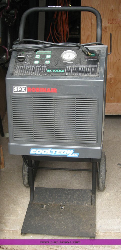 SPX Robinair Cooltech 134 R-134a coolant recycler in Manhattan, KS ...