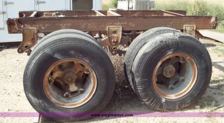 Tandem axle semi trailer sub frame in Optima, OK | Item 1102 sold ...