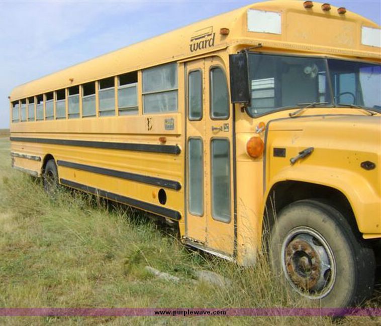 1986 GMC S6000 B6P042 in Holyoke, CO | Item 1105 sold | Purple Wave