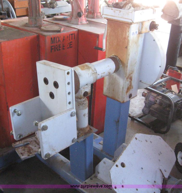 1990 OTC 1750 heavy duty engine stand in Chanute, KS | Item 6580 sold ...