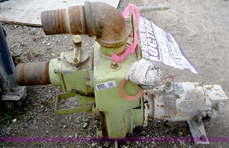 Hydraulic driven water pump in Lawrence, KS | Item 6855 sold | Purple Wave