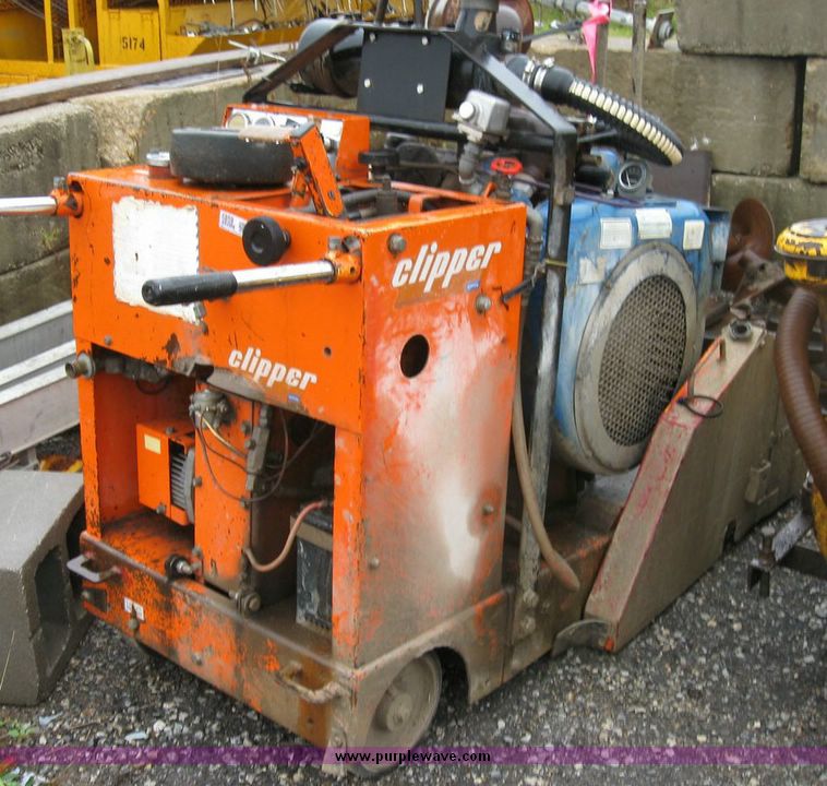 Norton Clipper concrete saw in Lawrence, KS | Item 6859 sold | Purple Wave