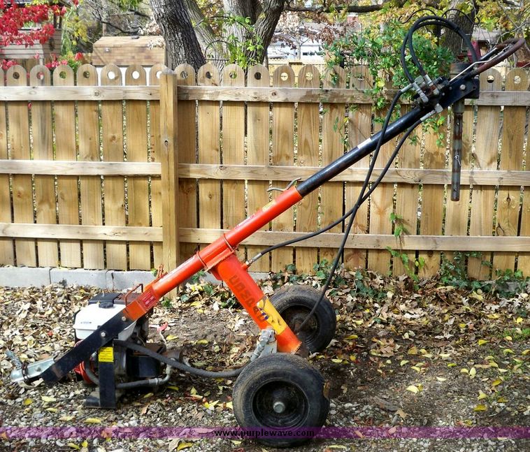 2002 Compac PHD compact towable post auger in Wichita, KS | Item 4187 ...