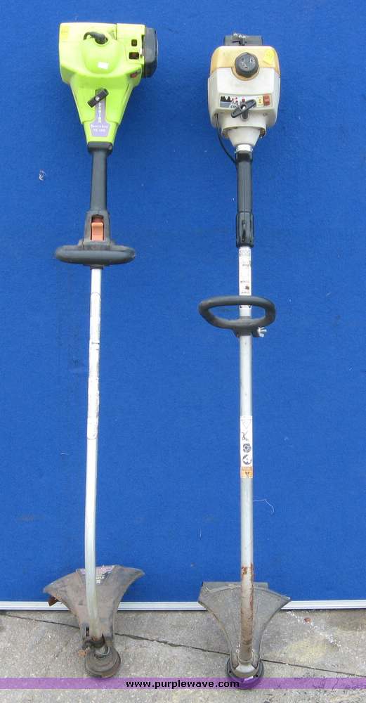 Ryobi 200R 31cc weed eater in Manhattan, KS | Item 3479 sold | Purple Wave