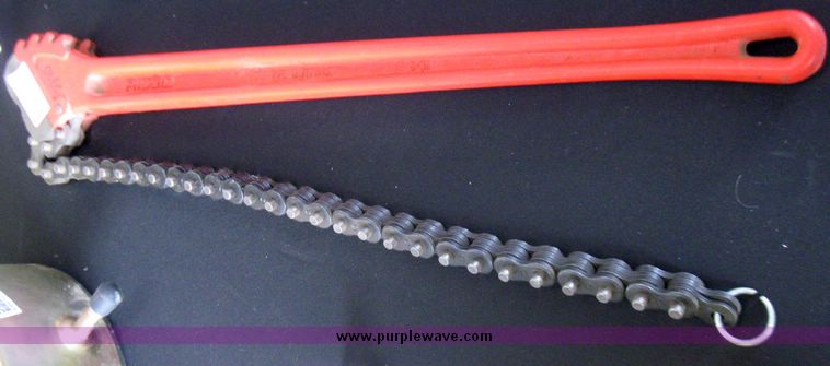 Rigid C-36 chain wrench in Papillion, NE | Item 5371 sold | Purple Wave