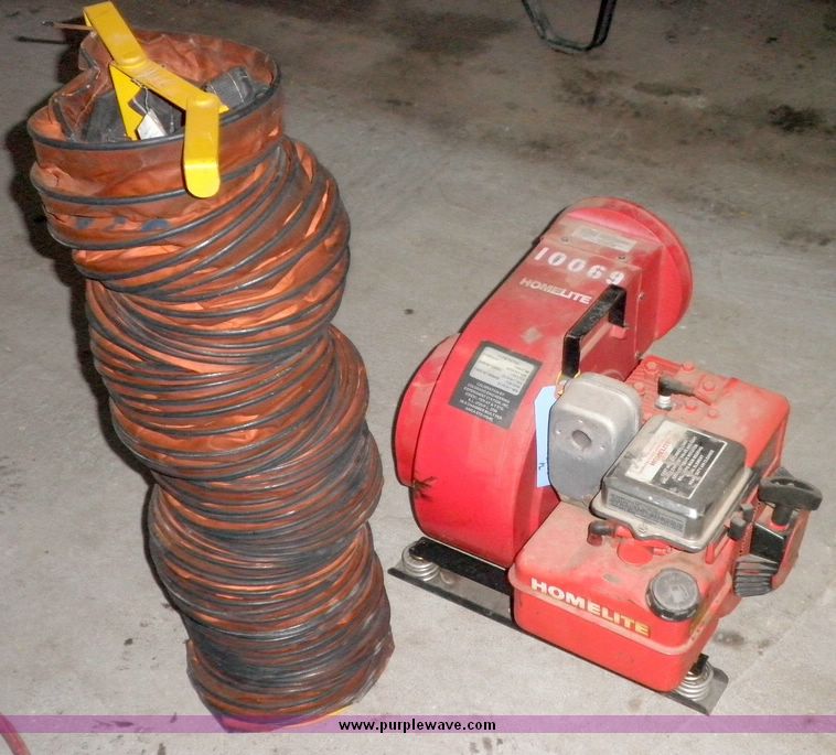 Homelite 8" manhole fan in Papillion, NE | Item 5438 sold | Purple Wave