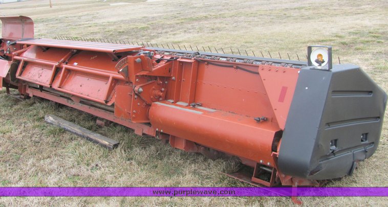 Hesston 8020 18' swather header in Hillsboro, KS | Item 3214 sold ...