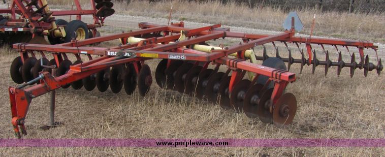 Krause 2200 double offset disc in Burden, KS | Item 3465 sold | Purple Wave