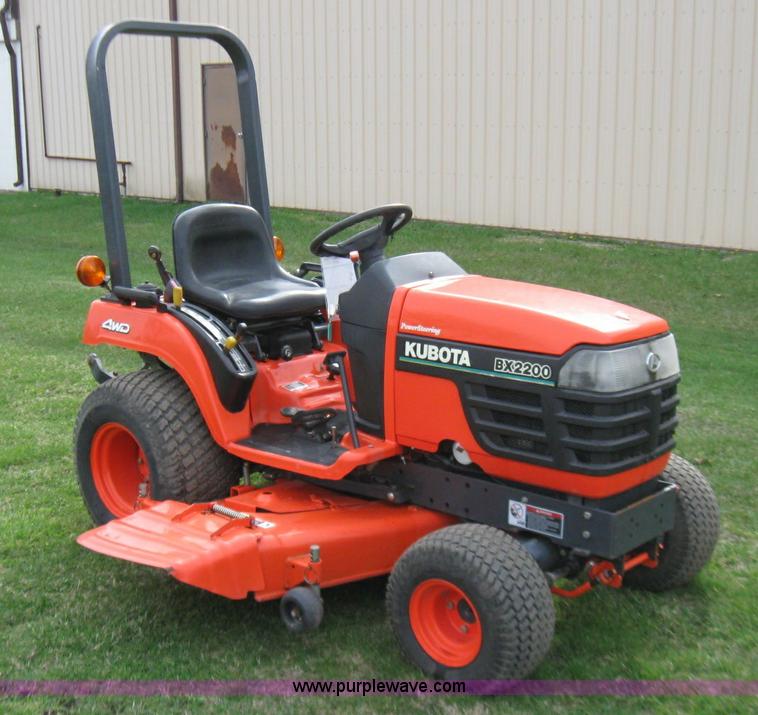 2001 Kubota BX2200 riding lawn mower in Lawrence, KS | Item 2132 sold ...