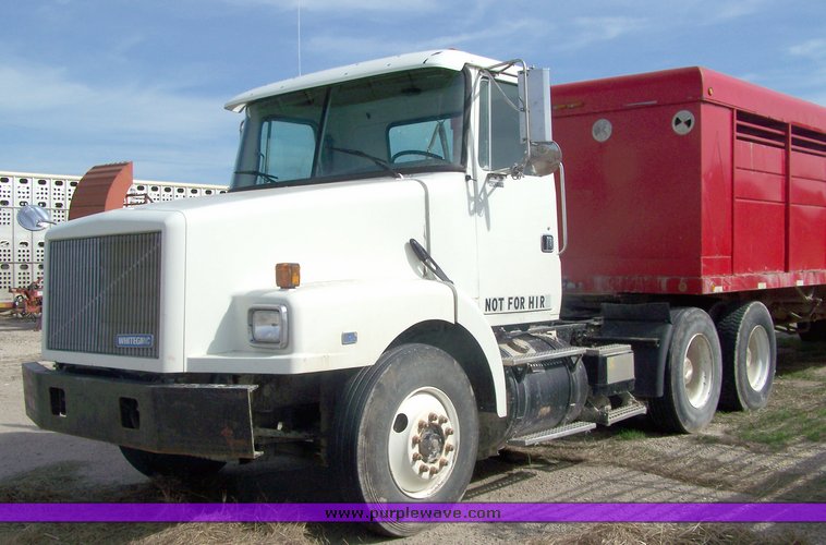 1995 White Gmc Conventional WG semi truck in Plainville, KS | Item 8103 ...