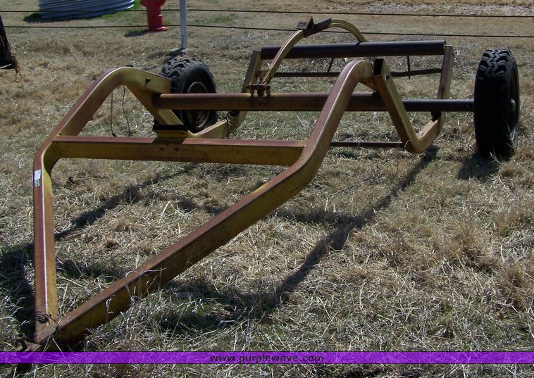 Bale buggy in Hays, KS | Item 8633 sold | Purple Wave