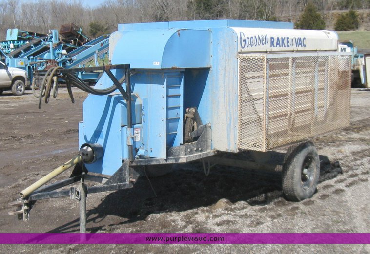 Goossen Rake-n-vac vacuum in Perry, KS | Item 2104 sold | Purple Wave