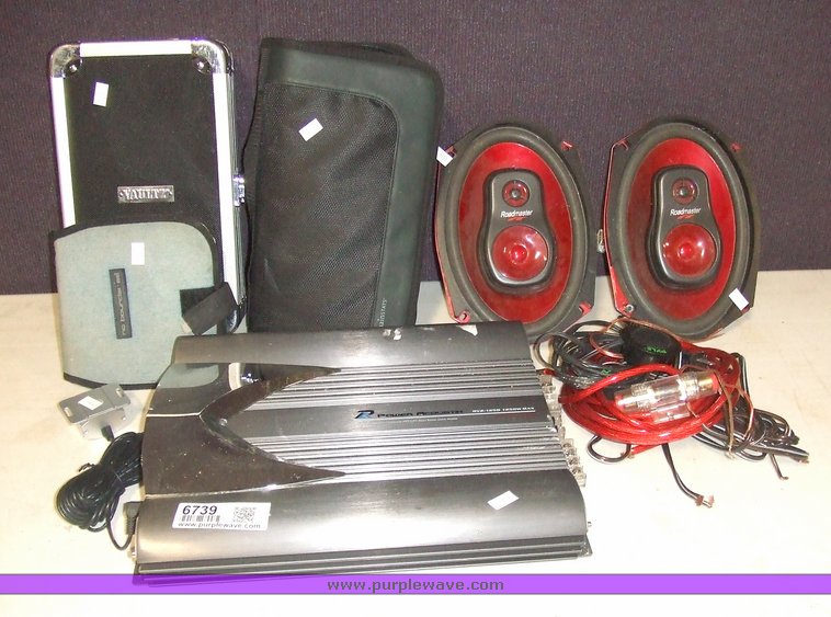 Assorted car accessories in Manhattan, KS | Item 6739 sold | Purple Wave