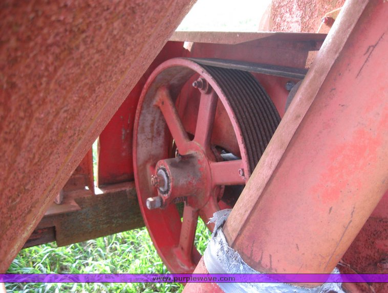 Farmhand Feedmaster 820 upright feed mixer with grinder in Riley, KS ...