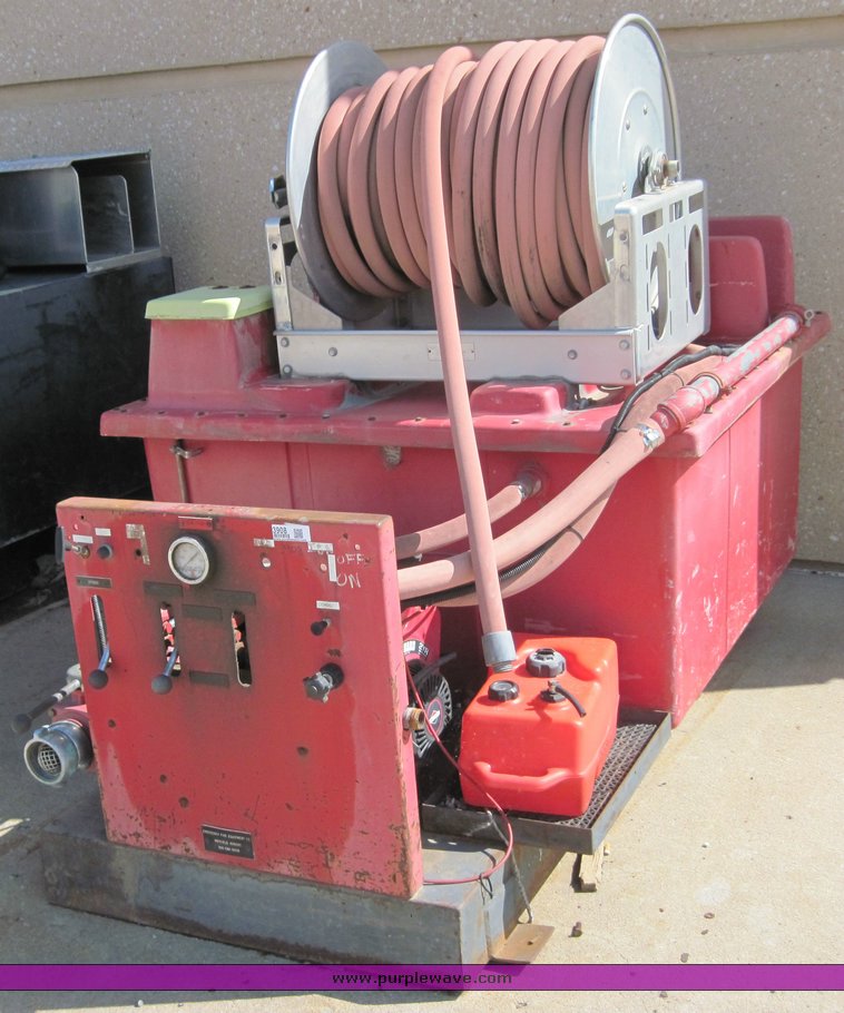 1995 Waterous fire pump in Wichita, KS | Item 3908 sold | Purple Wave