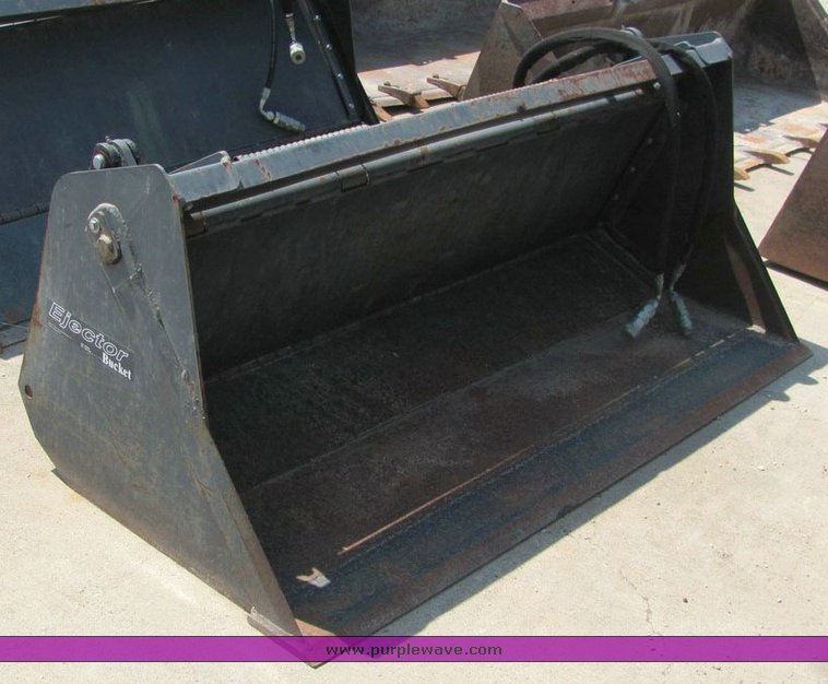 68" ejector bucket in Fort Worth, TX | Item 8015 sold | Purple Wave