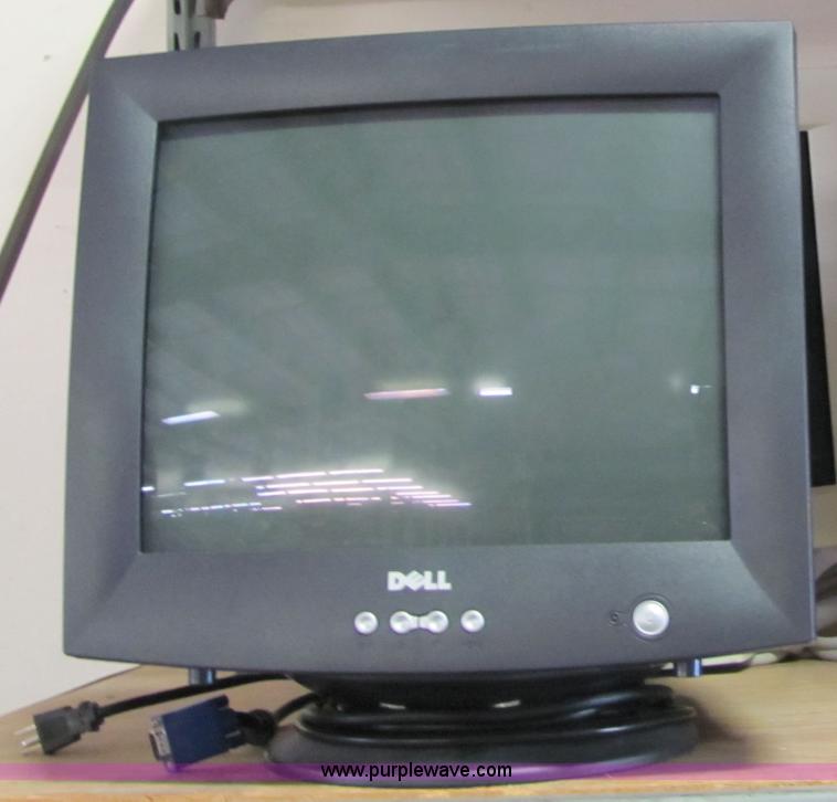 (40) CRT monitors in Wichita, KS | Item 6167 sold | Purple Wave