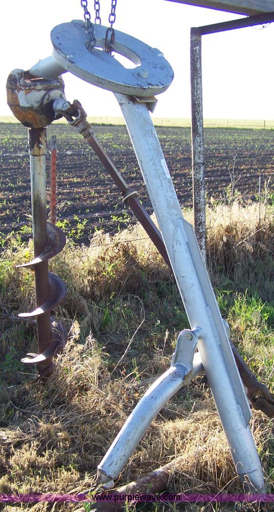 Star three point post hole digger in Victoria, KS | Item 8400 sold ...