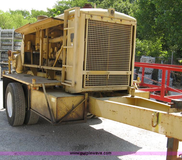 Ingersoll Rand 6045C trailer mounted air compressor in Kechi, KS | Item ...
