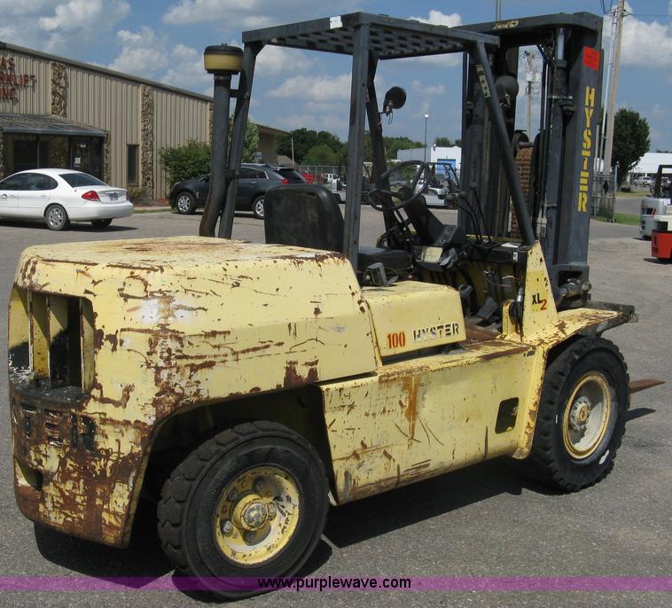 Hyster 100 XL2 forklift in Wichita, KS | Item 5051 sold | Purple Wave