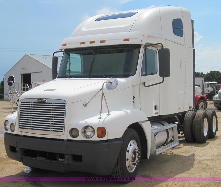 1999 Freightliner Century Class semi truck in Mountain View, MO | Item ...