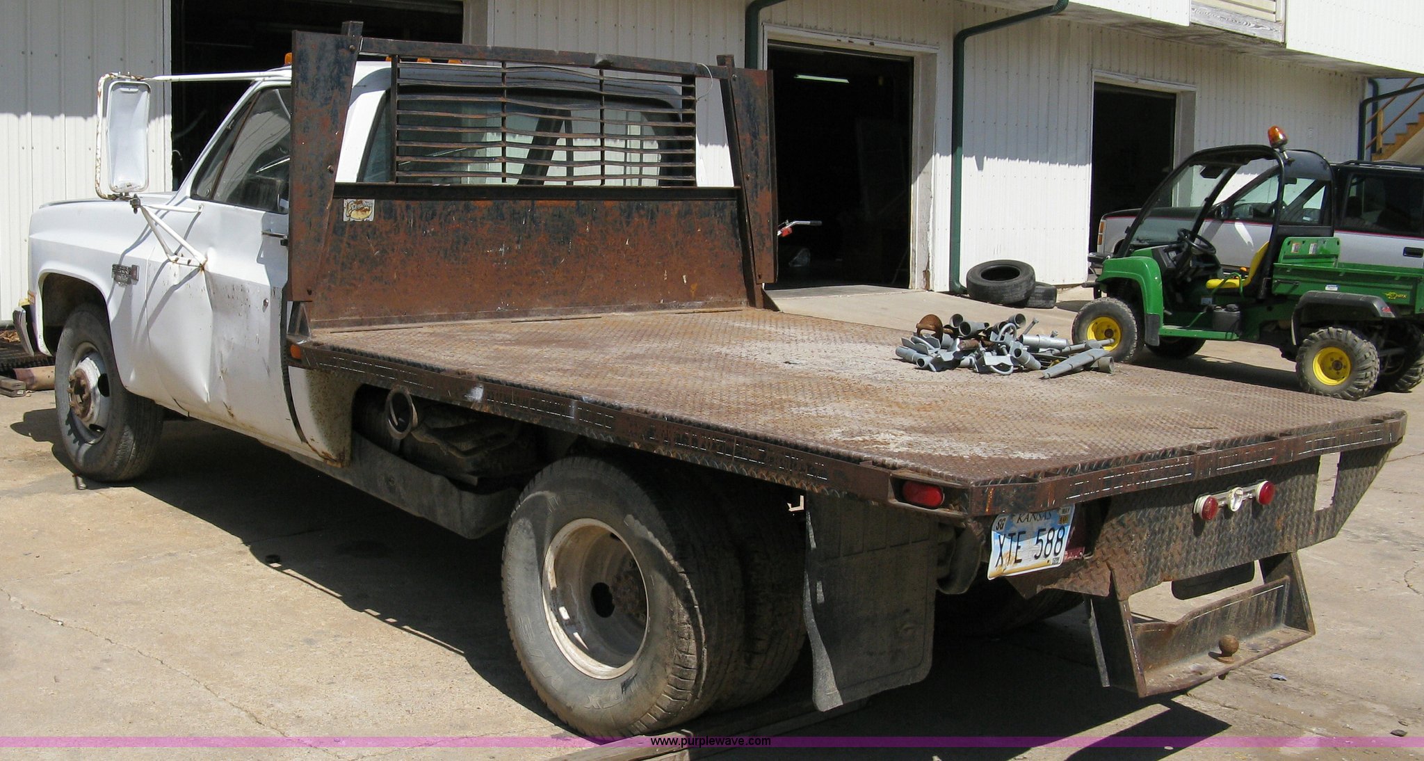 1986 GMC C3500 pickup truck in Kechi, KS | Item 4811 sold | Purple Wave