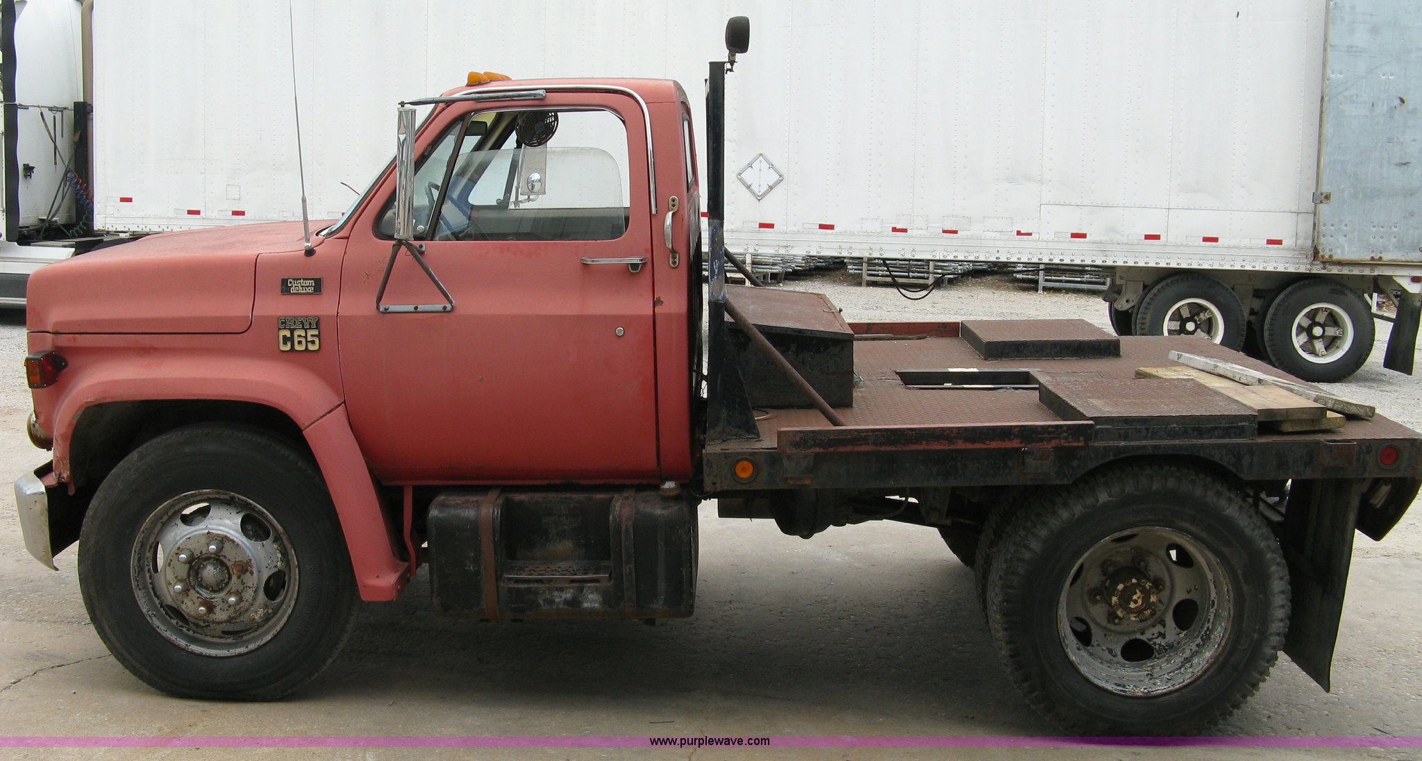 1976 Chevrolet C65 Custom Deluxe flatbed truck in Kechi, KS | Item 5096 ...