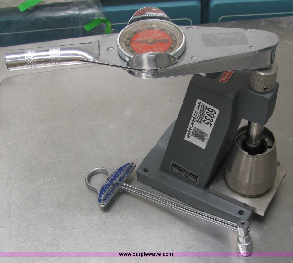 Beckman Torqmeter in Wichita, KS | Item 6935 sold | Purple Wave