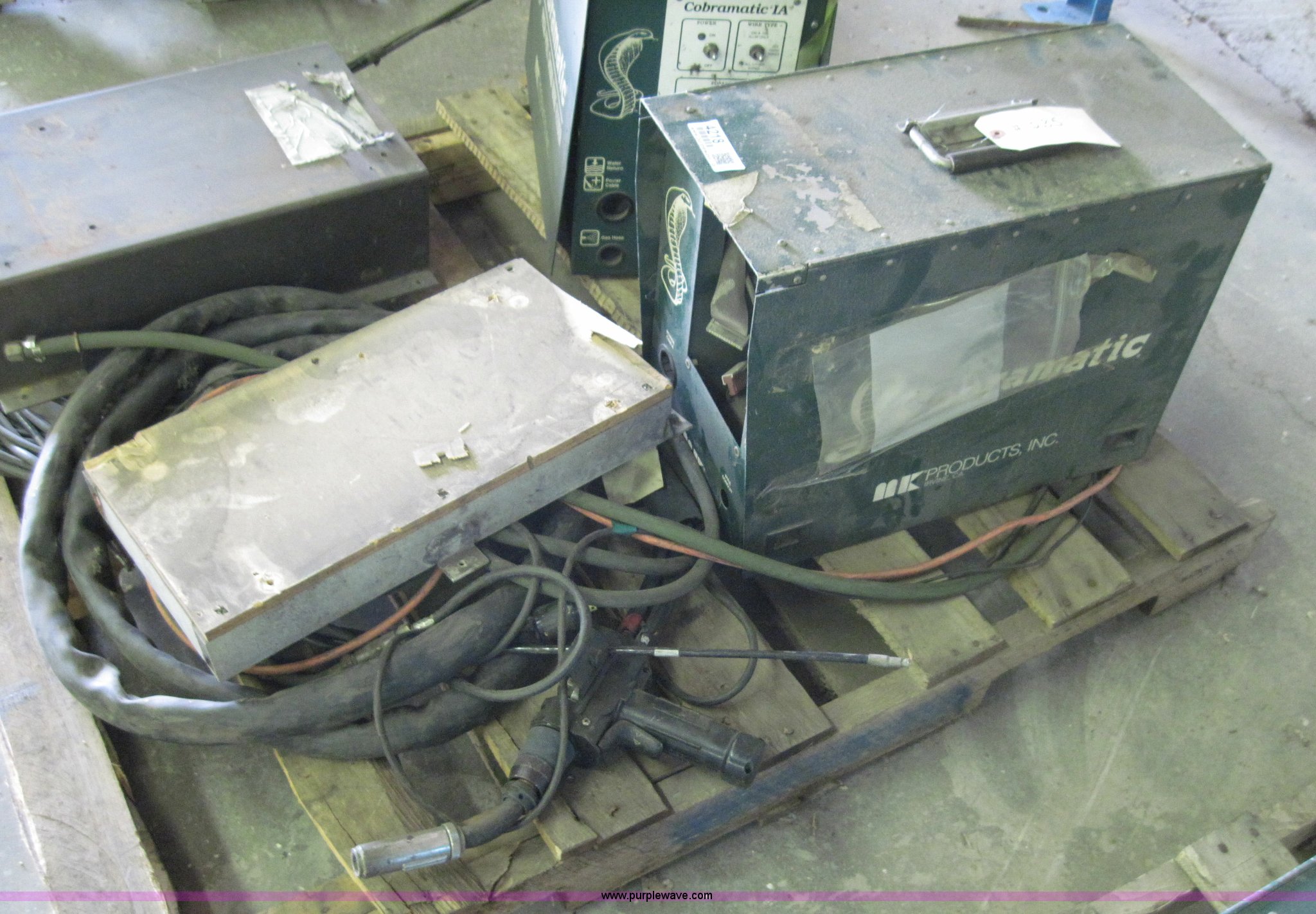 Cobramatic wire feed welder in Hutchinson, KS | Item 4218 sold | Purple ...