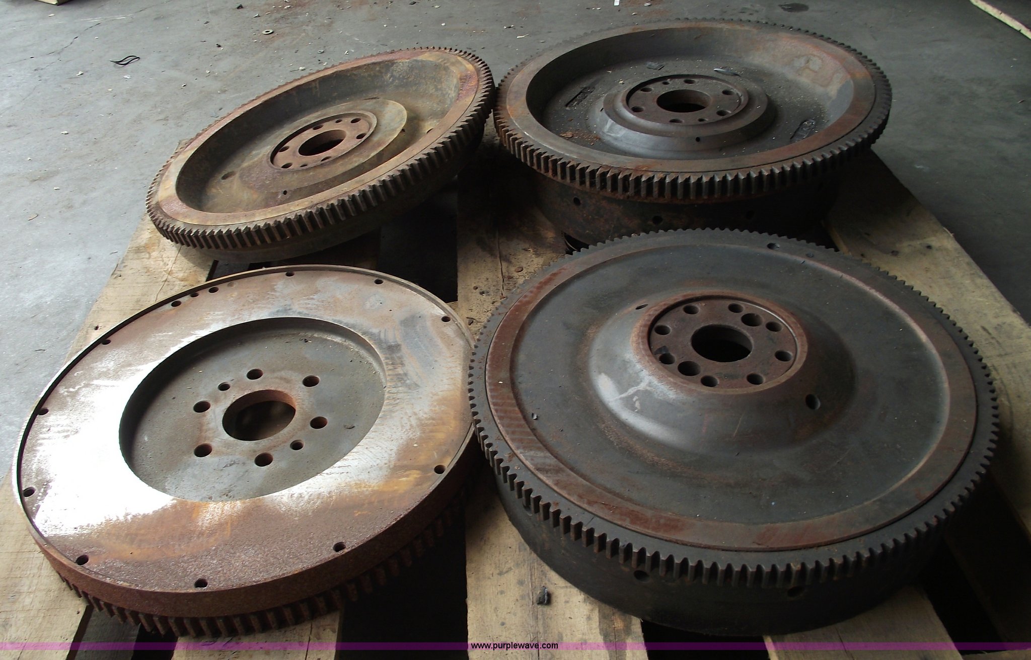 (4) flywheels in Spring Hill, KS | Item 5822 sold | Purple Wave