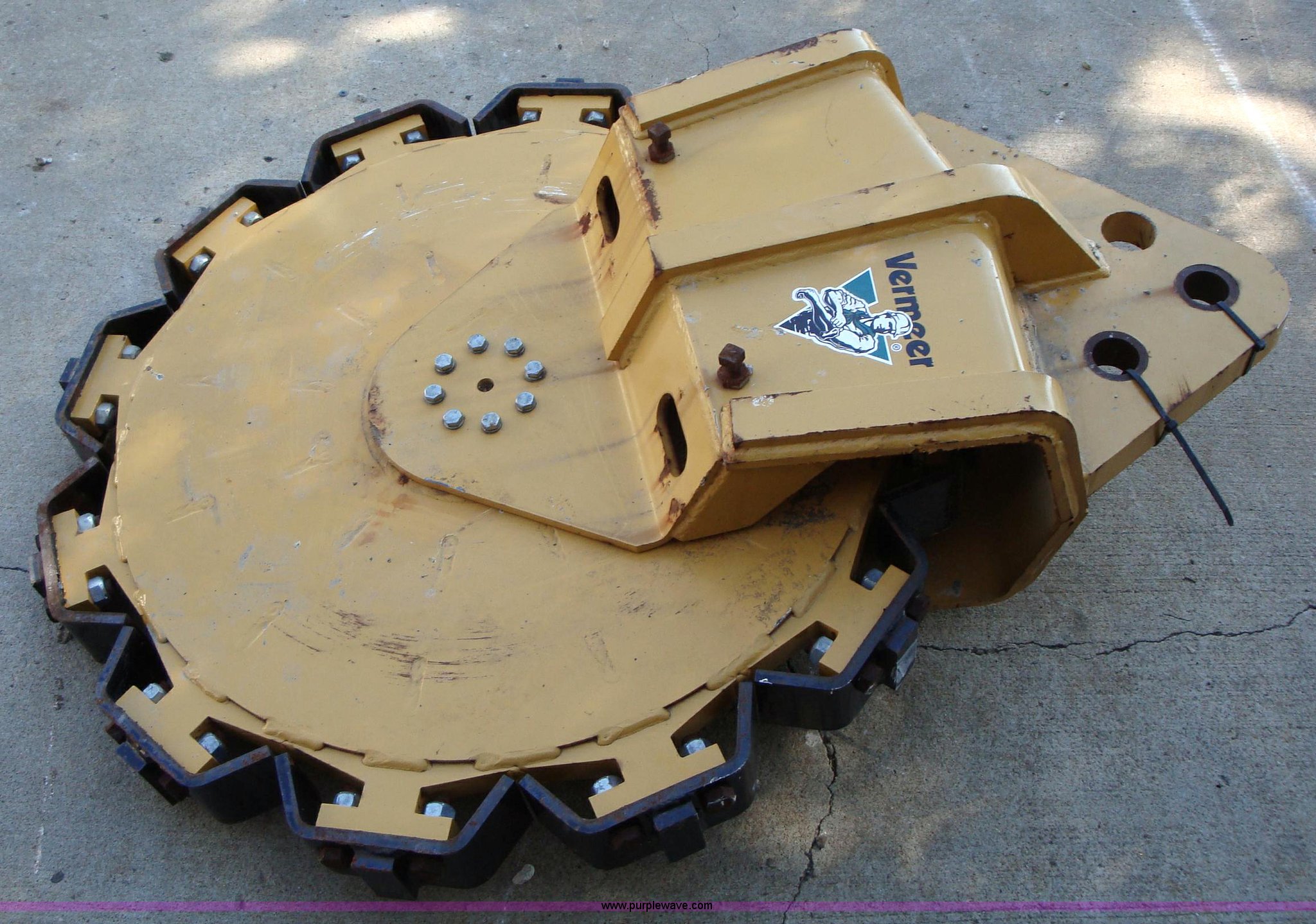 Vermeer compaction wheel in Gardner, KS | Item 1605 sold | Purple Wave