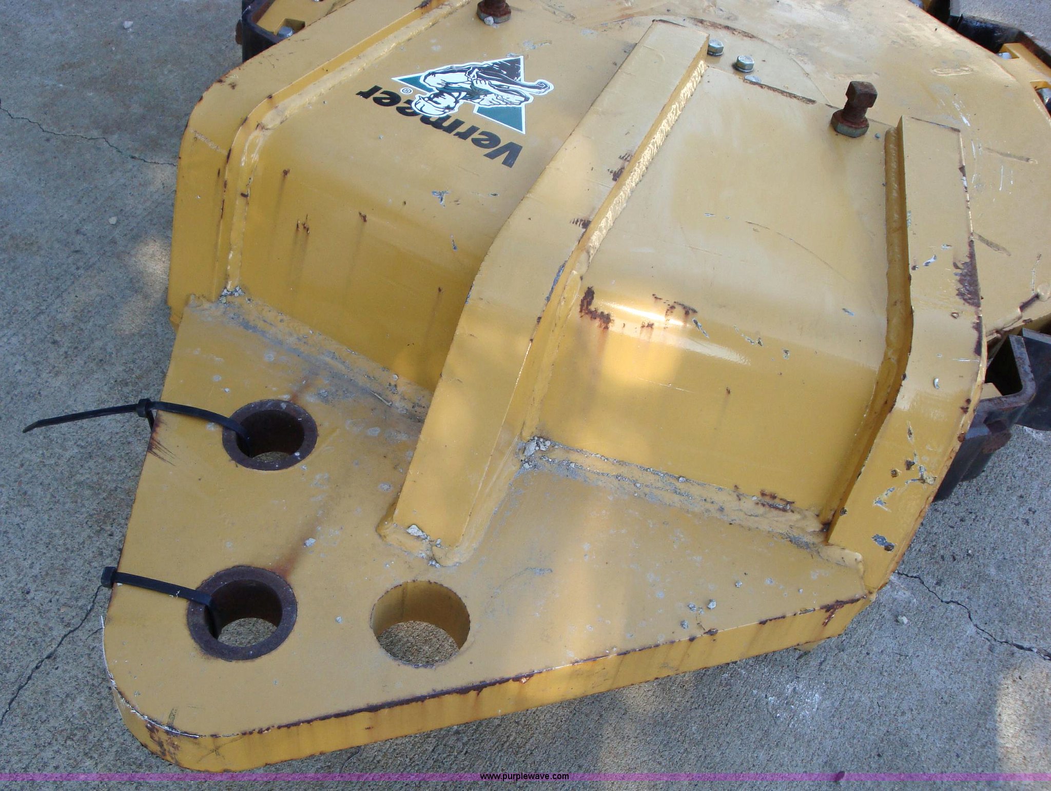 Vermeer compaction wheel in Gardner, KS | Item 1605 sold | Purple Wave