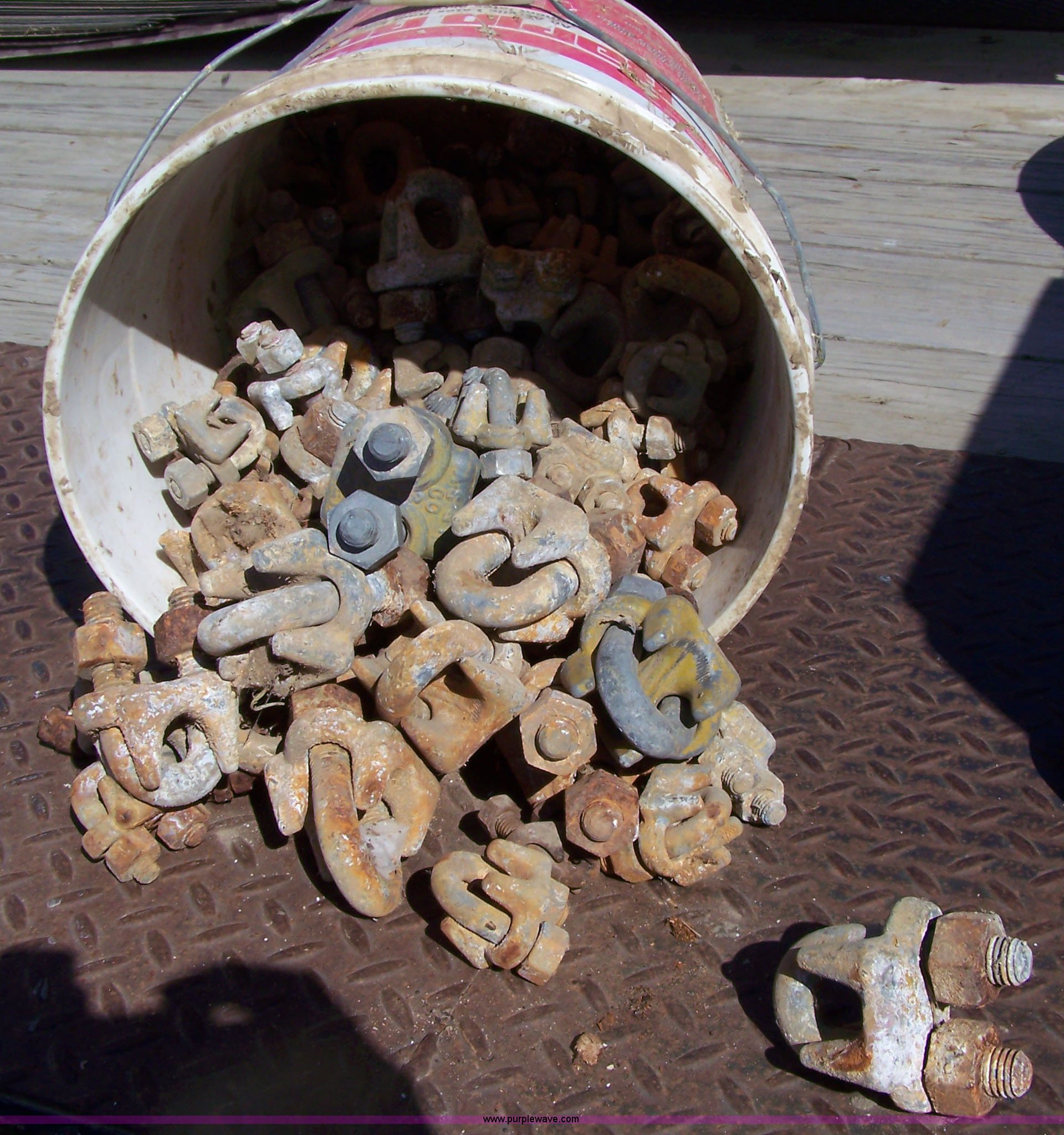 Assorted cable clamps in Dighton, KS | Item 7342 sold | Purple Wave