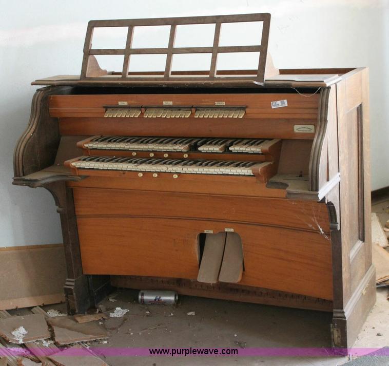 Austin Organ Company pipe organ in Winfield, KS | Item 6197 sold ...