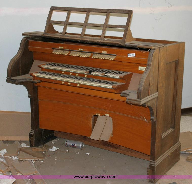 Austin Organ Company pipe organ in Winfield, KS | Item 6197 sold ...