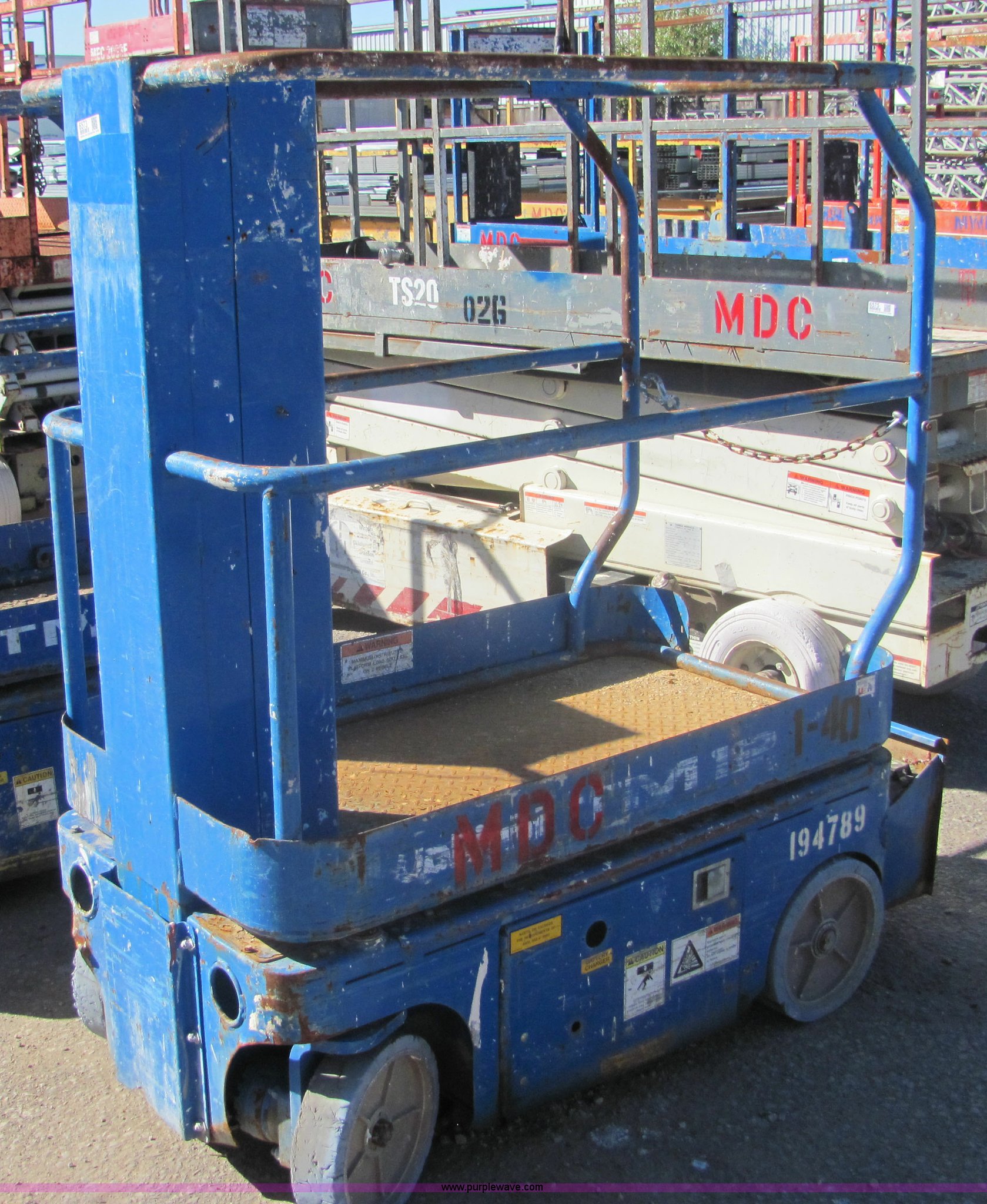 Up Right TM12 scissor lift in Wichita, KS | Item 6573 sold | Purple Wave