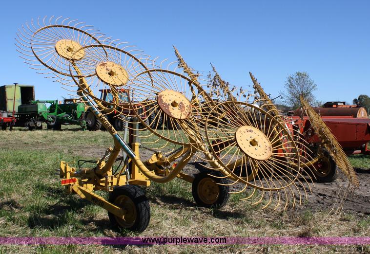 2009 Vermeer WR20 wheel rake in Kansas City, KS | Item 4667 sold ...