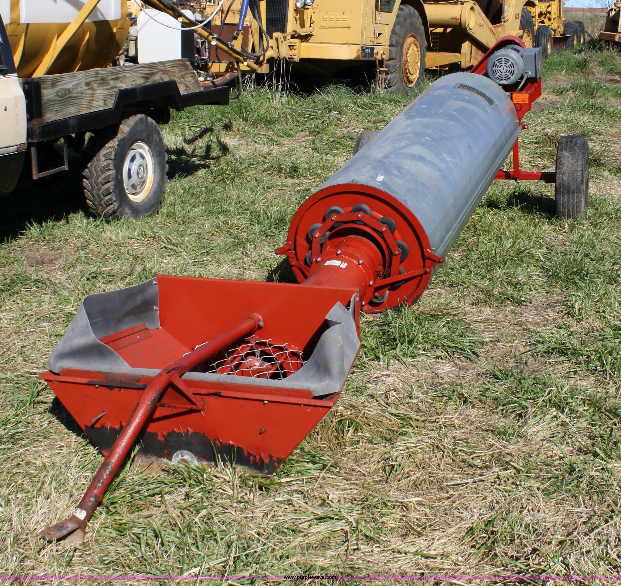 Federal 100 rotary screen seed cleaner in Kansas City, KS | Item 4651 ...