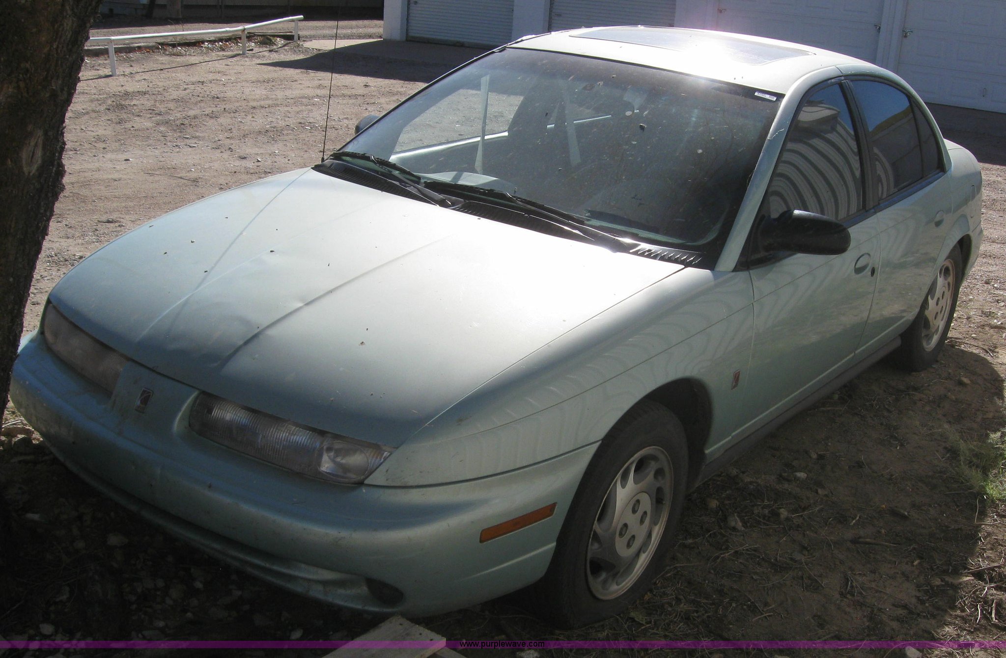 1997 Saturn SL2 in Liberal, KS | Item 3103 sold | Purple Wave
